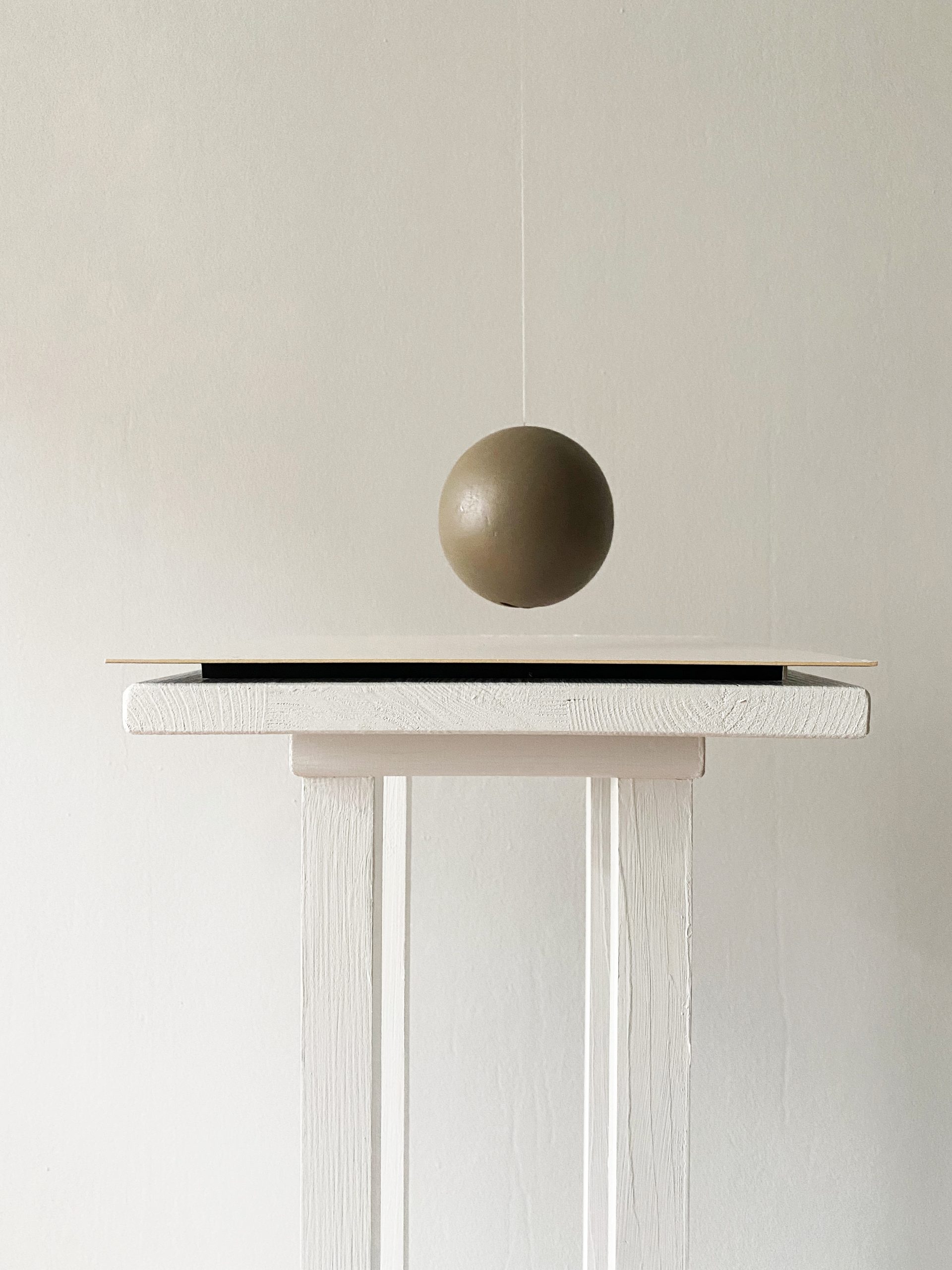 installations/sculptures – Mona Glass